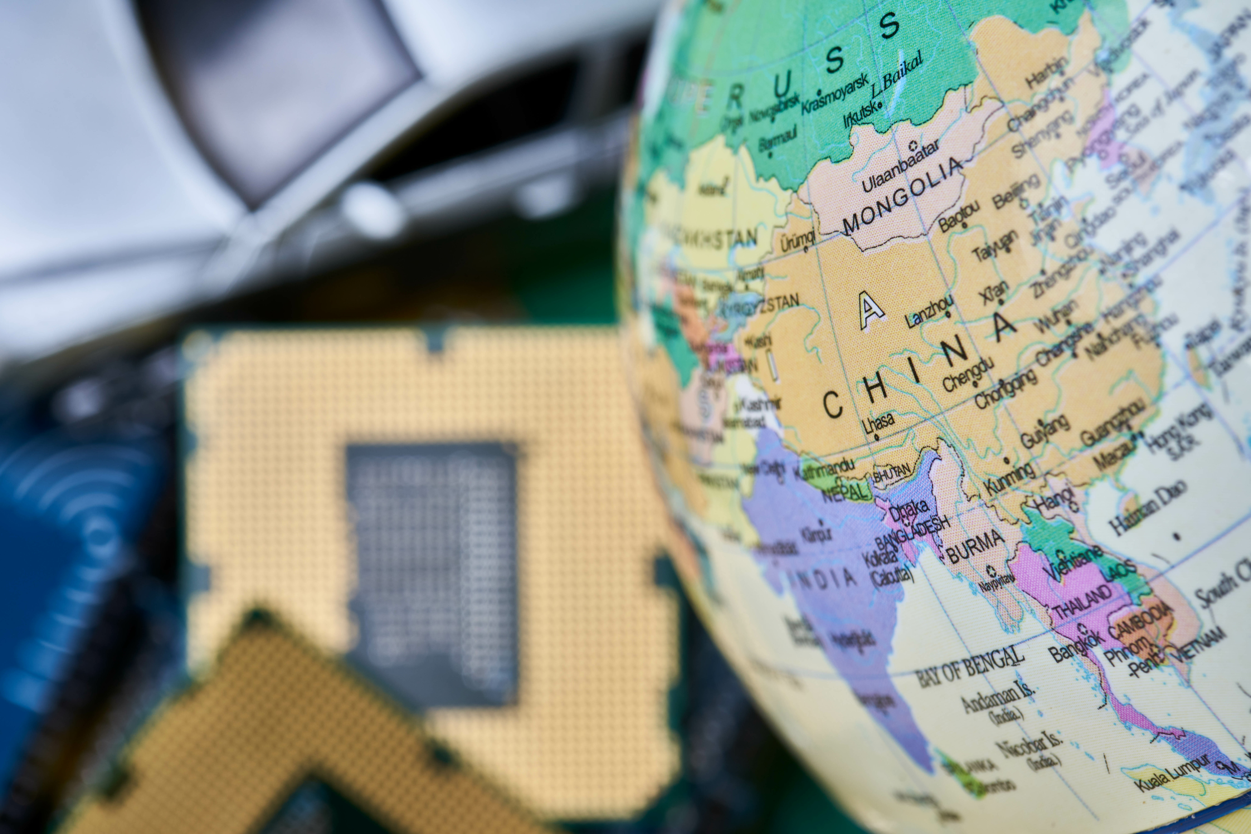 The global race for semiconductor hegemony – European Council on ...
